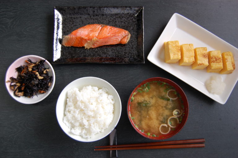 Teishoku: A Common Style of Japanese Meal | japadventure.com
